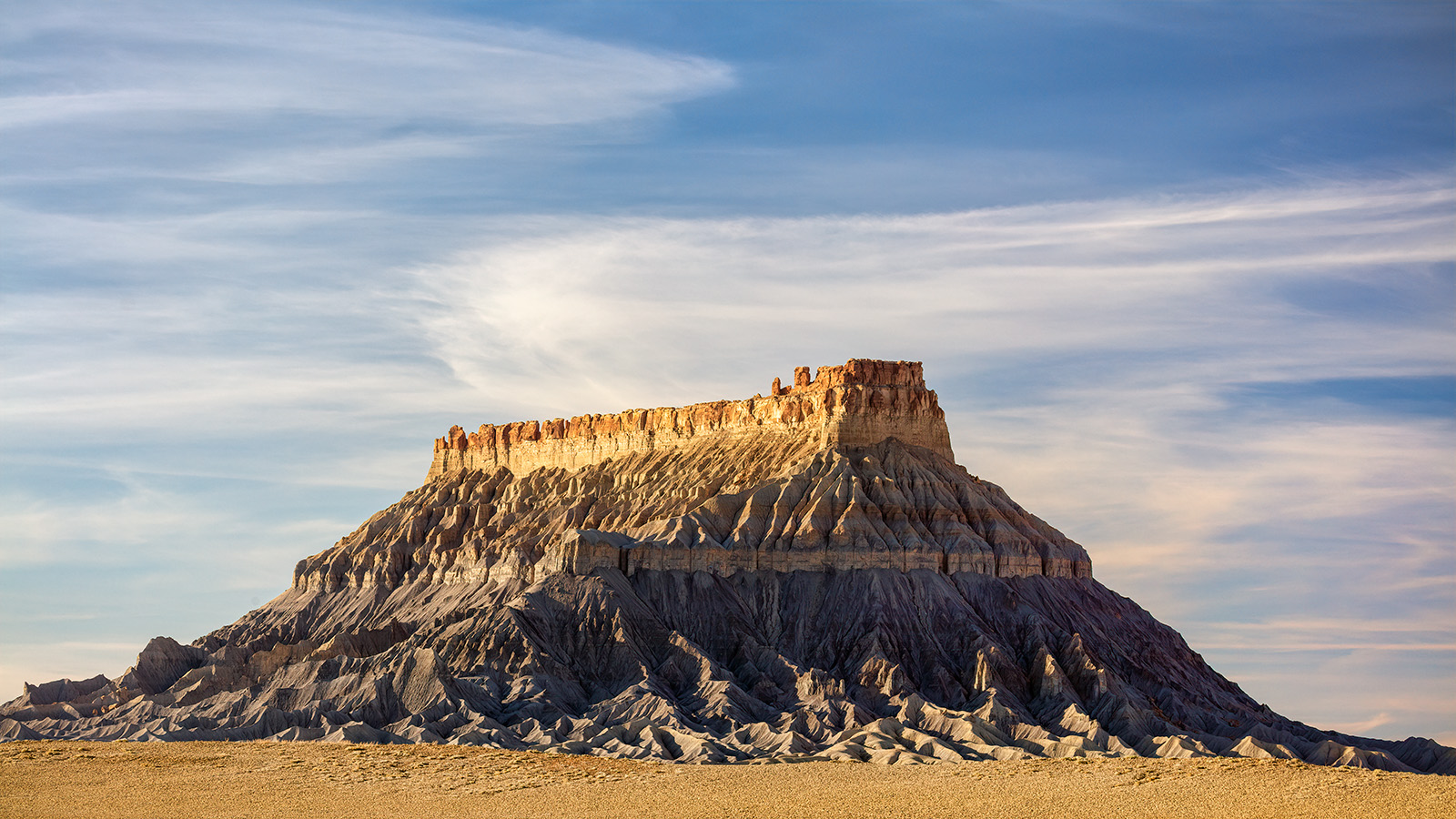 Factory Butte from Swingarm City road. | Focal World