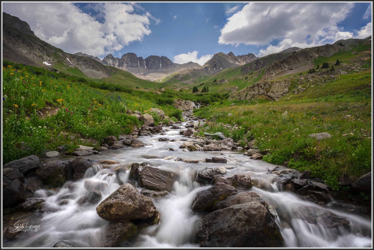 American basin in July | Focal World
