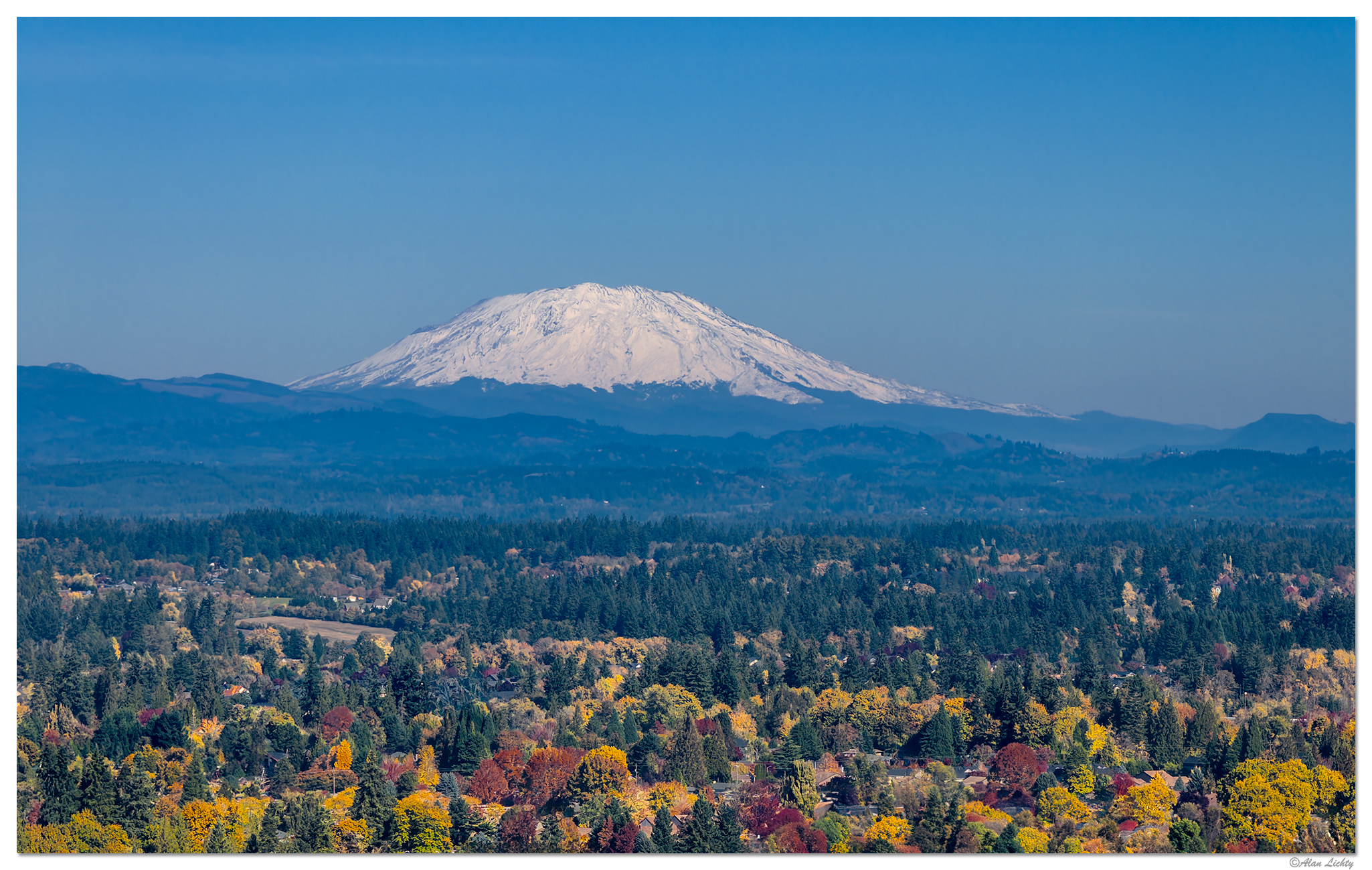Fresh Snow on Mt. St. Helens +First Light this Morning | Focal World