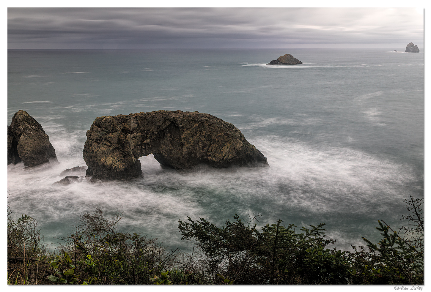 Arch Rock | Focal World